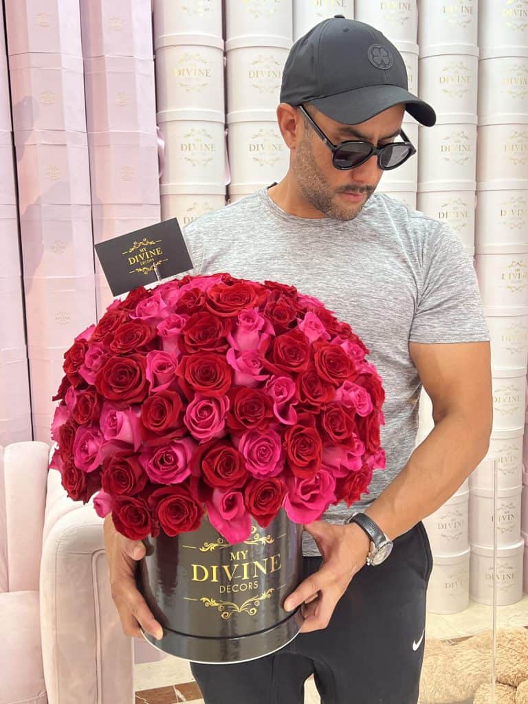 100 Roses Round - My Divine Decors Flower Boutique - Flower Arrangements